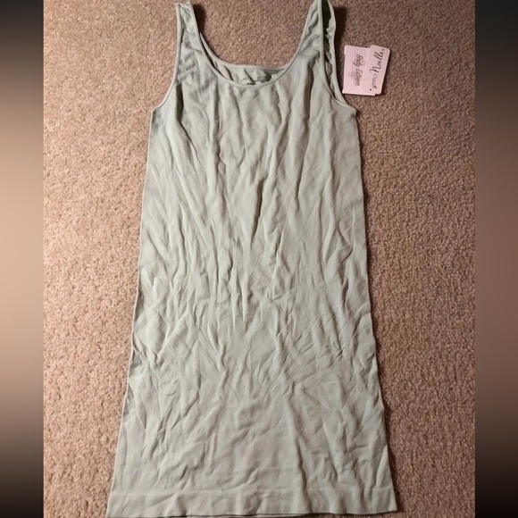 Simply Noelle | Tops | Simply Noelle Light Green Compression Tank ...